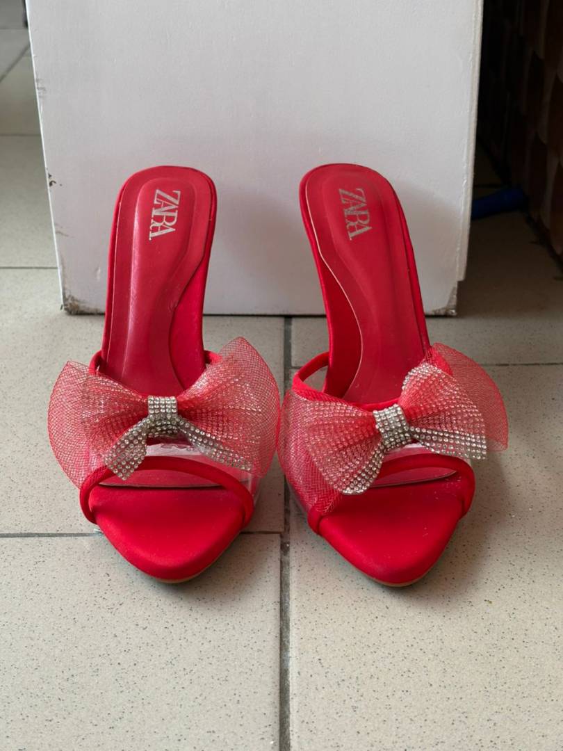 Talon Zara rouge | FIZZ Côte d'Ivoire